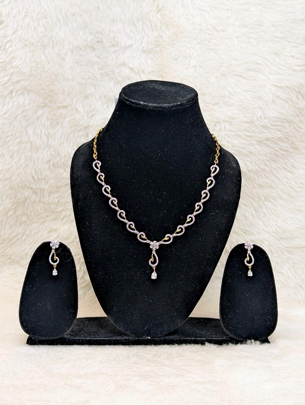 Real Diamond Neck Set