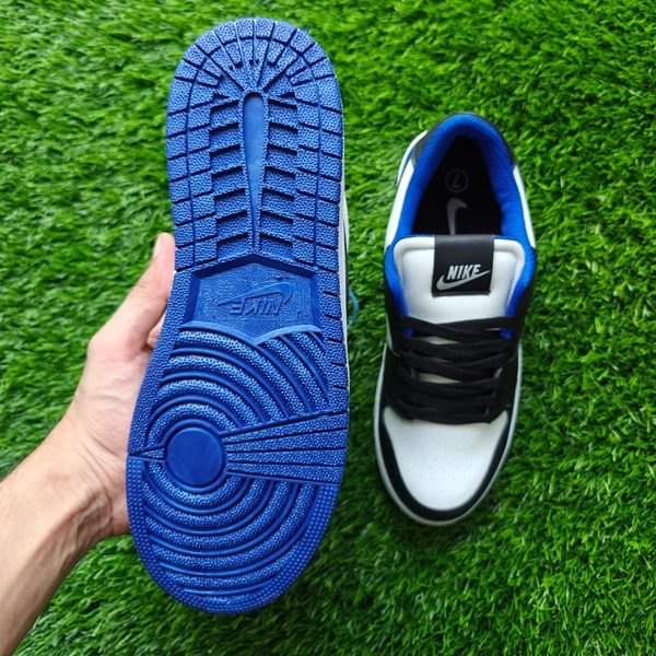 Jordan Low Royal Toe